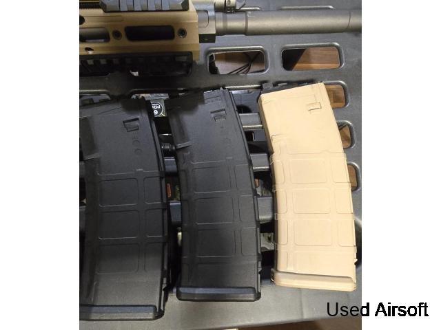 WE-Tech MSK Carbine Gas Blowback Airsoft Rifle With 3 Mags Wishaw ...