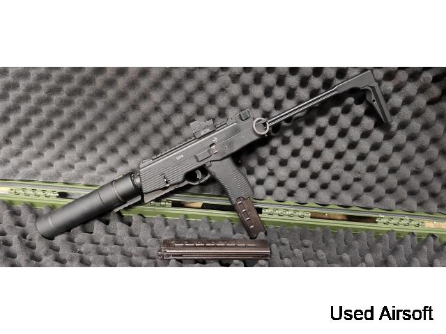HPA/GBB KWA MP9 with silencer and tracer adapter. Wakefield - Used ...
