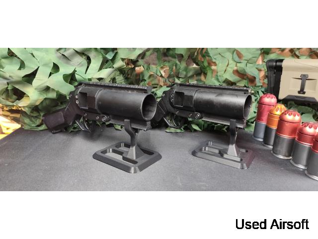 2 x Grenade launchers & 5 grenades Wakefield - Used Airsoft ' The ...